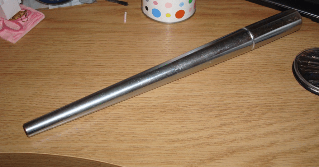 How to Wear Rings: A Definitive Guide on Styles and Meanings ...