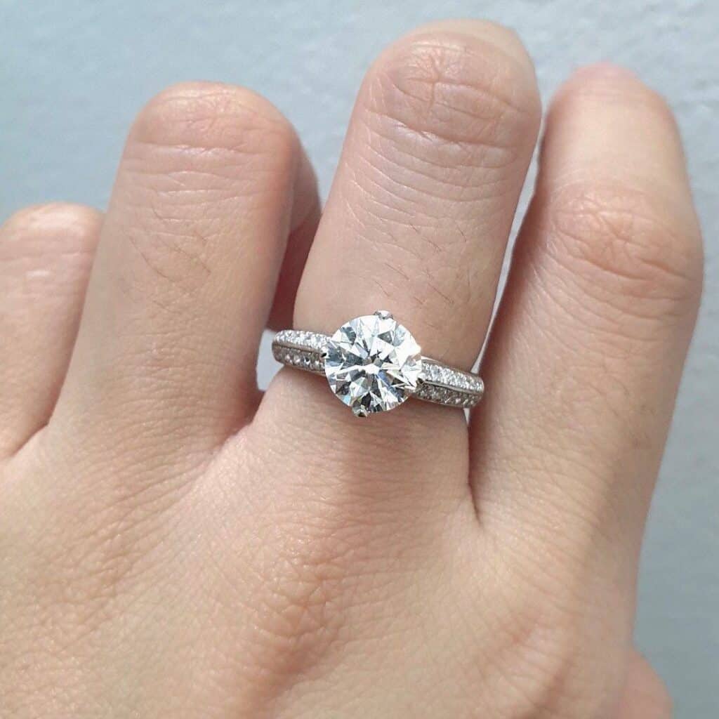 Near Colorless Diamonds: Tips, Grades, and Care Guide | LearningJewelry ...